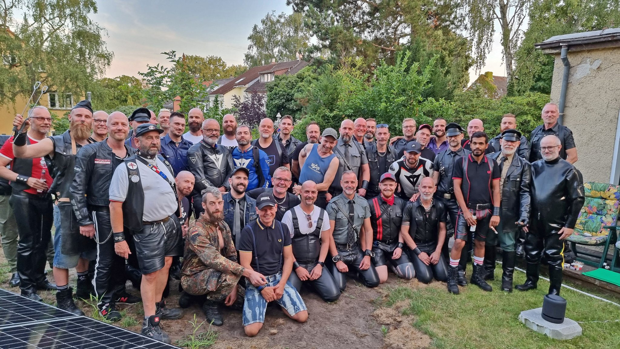 Easter Berlin (BLF e.V.) on Twitter: "Es war ein tolles Grillfest bei Markus. Ein grosses Danke ...