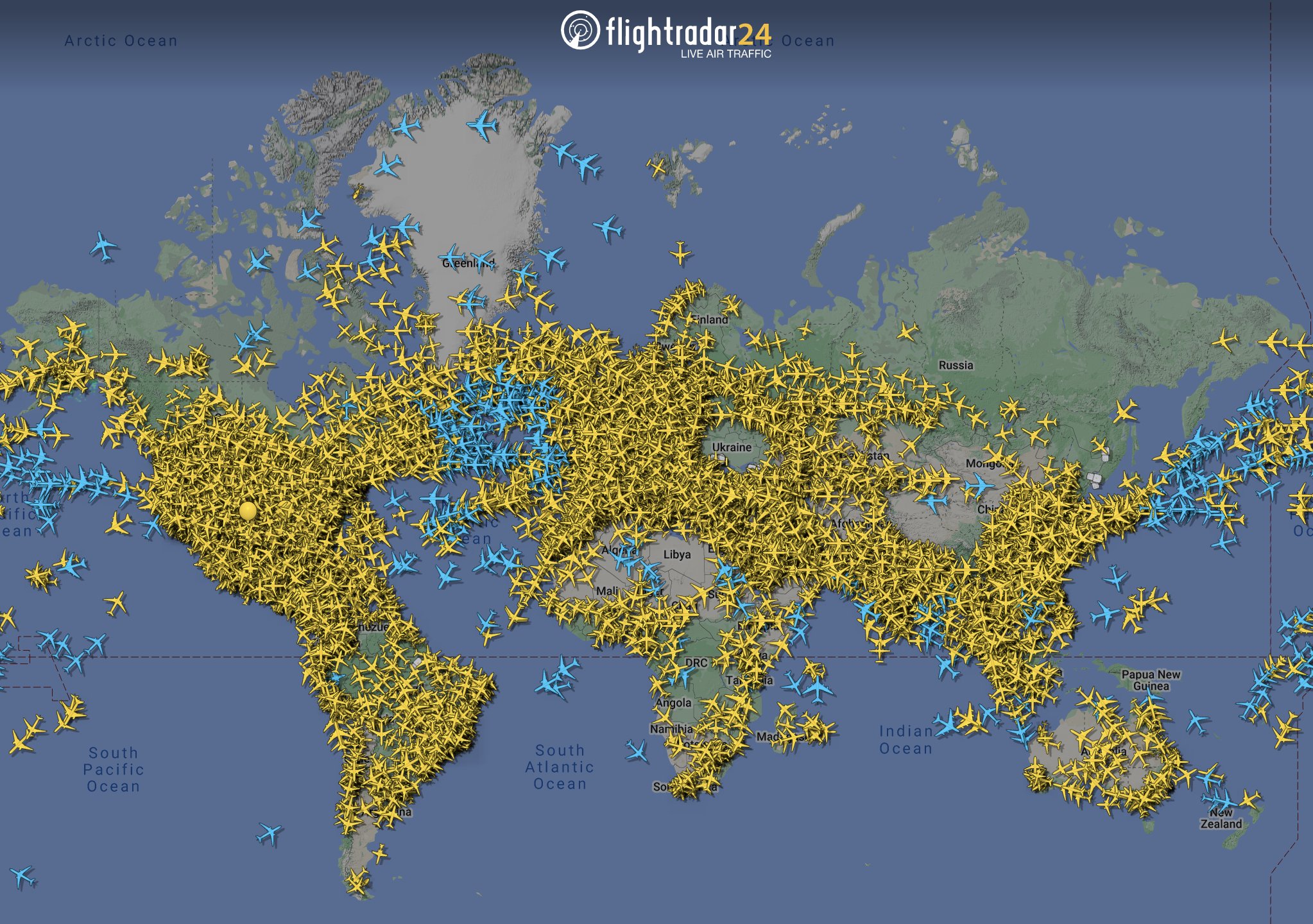 Flightradar24 on Twitter: "Nearly 17,000 flights in the air right now as the week begins. Follow ...