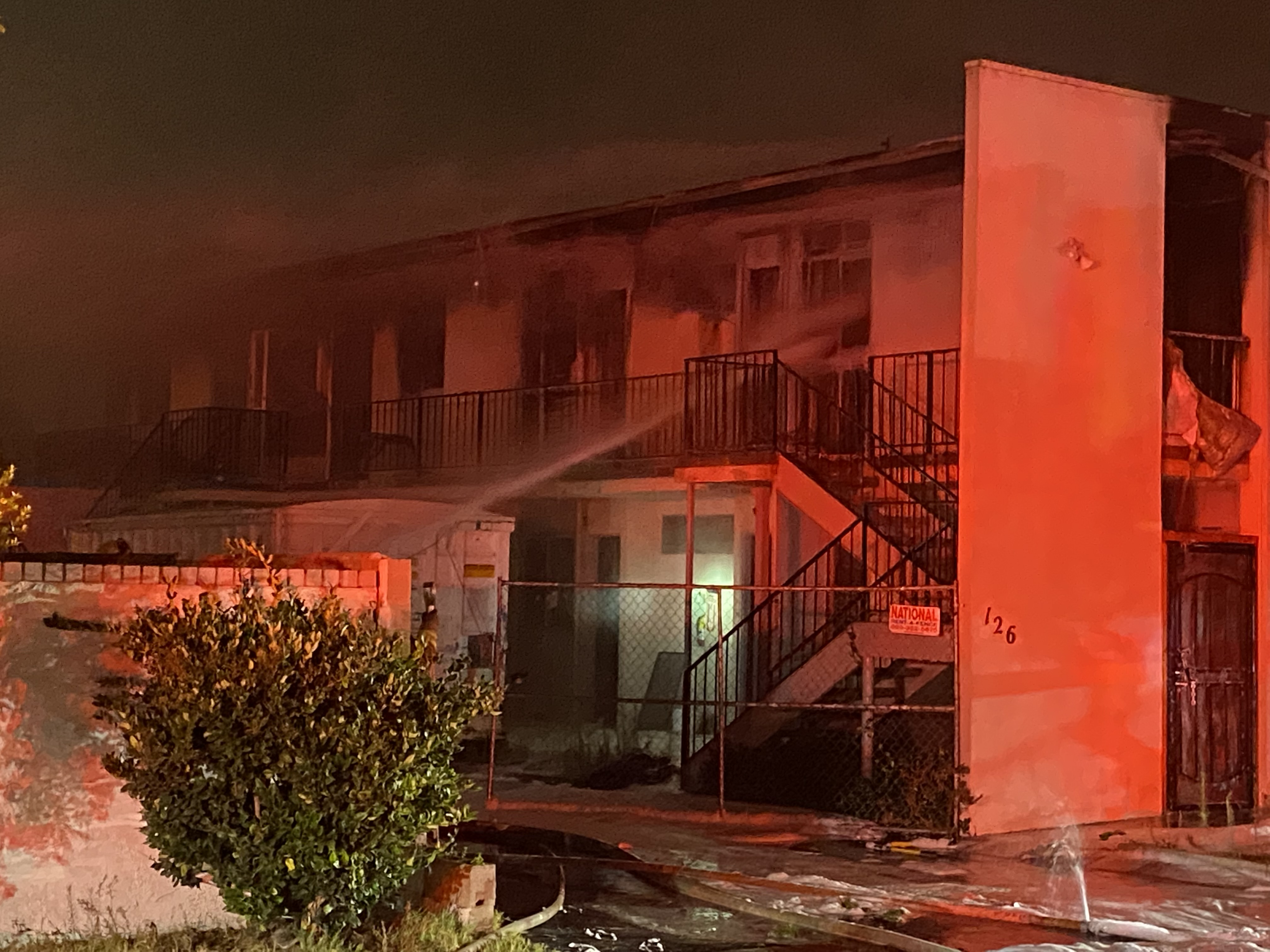 Costa Mesa FD on Twitter: "#CMFR responded on a working fire in an apt complex. On arrival FF's ...