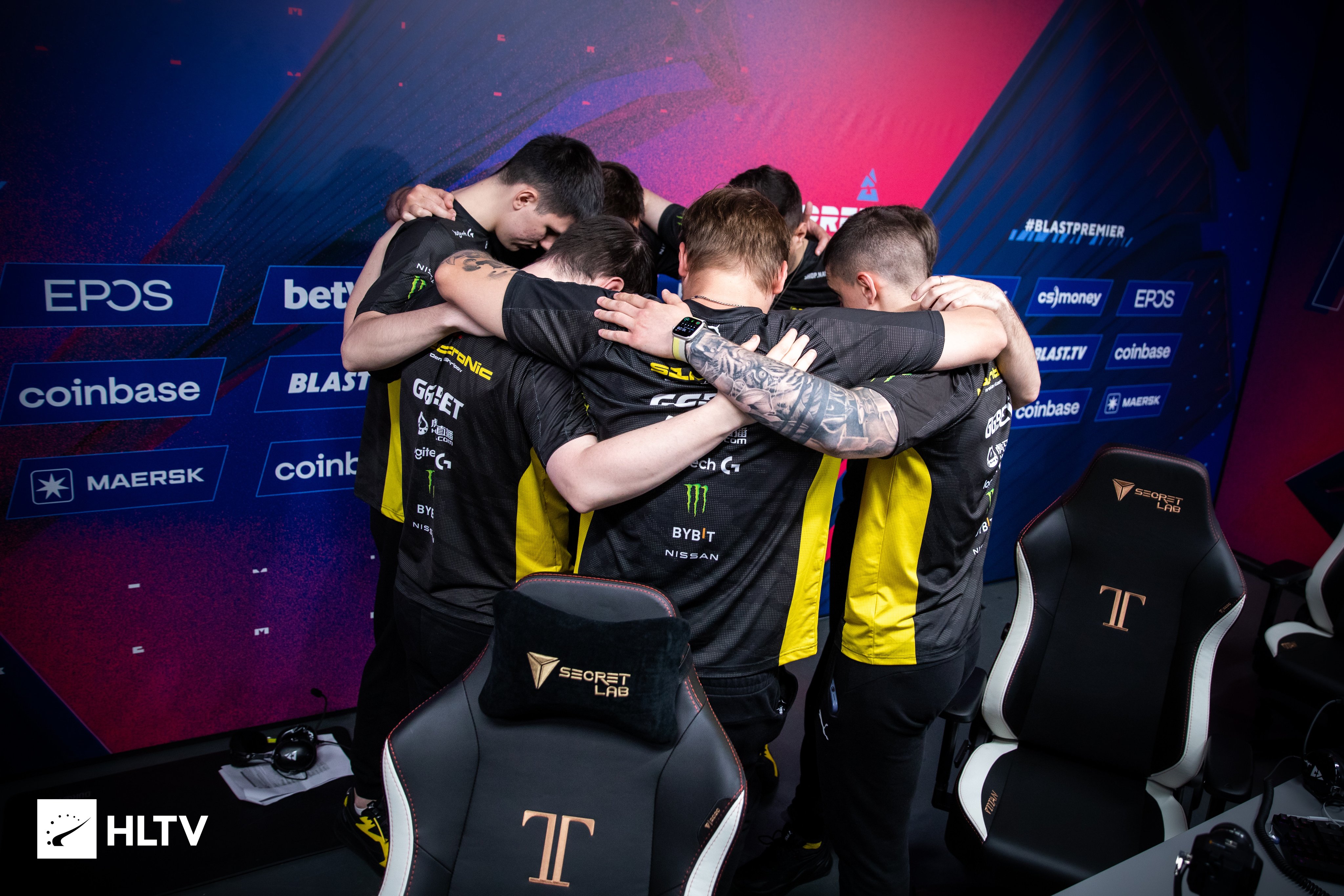 Esporkolik on Twitter: "🥇 NAVI yeniden liderliği kaptı! NAVI, FaZe Clan'ı geride bırakarak HLTV ...