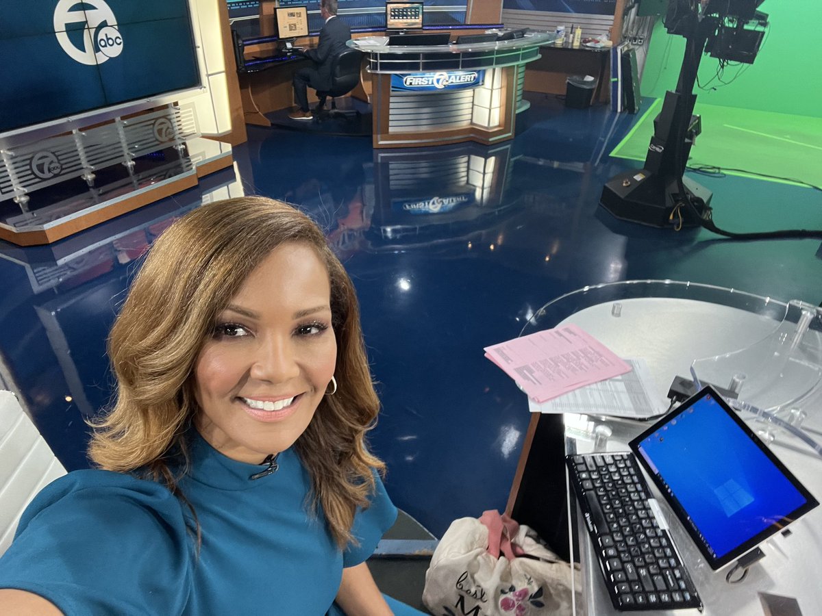Carolyn Clifford On Twitter Happy Monday Watch Us Now On 7 Action News At 6pm News