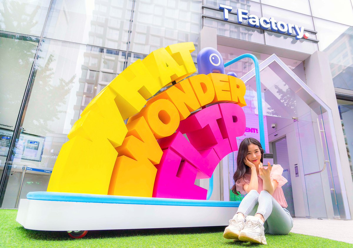 SKT가 갤럭시 Z Fold 4/Flip 4 사전 개통을 시작합니다. SKT만의 원더플립 화이트 에디션 등이 MZ세대 고객들의 인기를 끌고 있으며 단말 개통 시 제휴 카드 ...