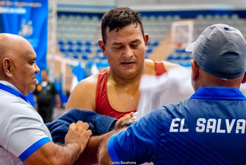 INDES El Salvador on Twitter: "🤼‍♂️ Los luchadores salvadoreños José Erazo y Víctor Alfonso ...