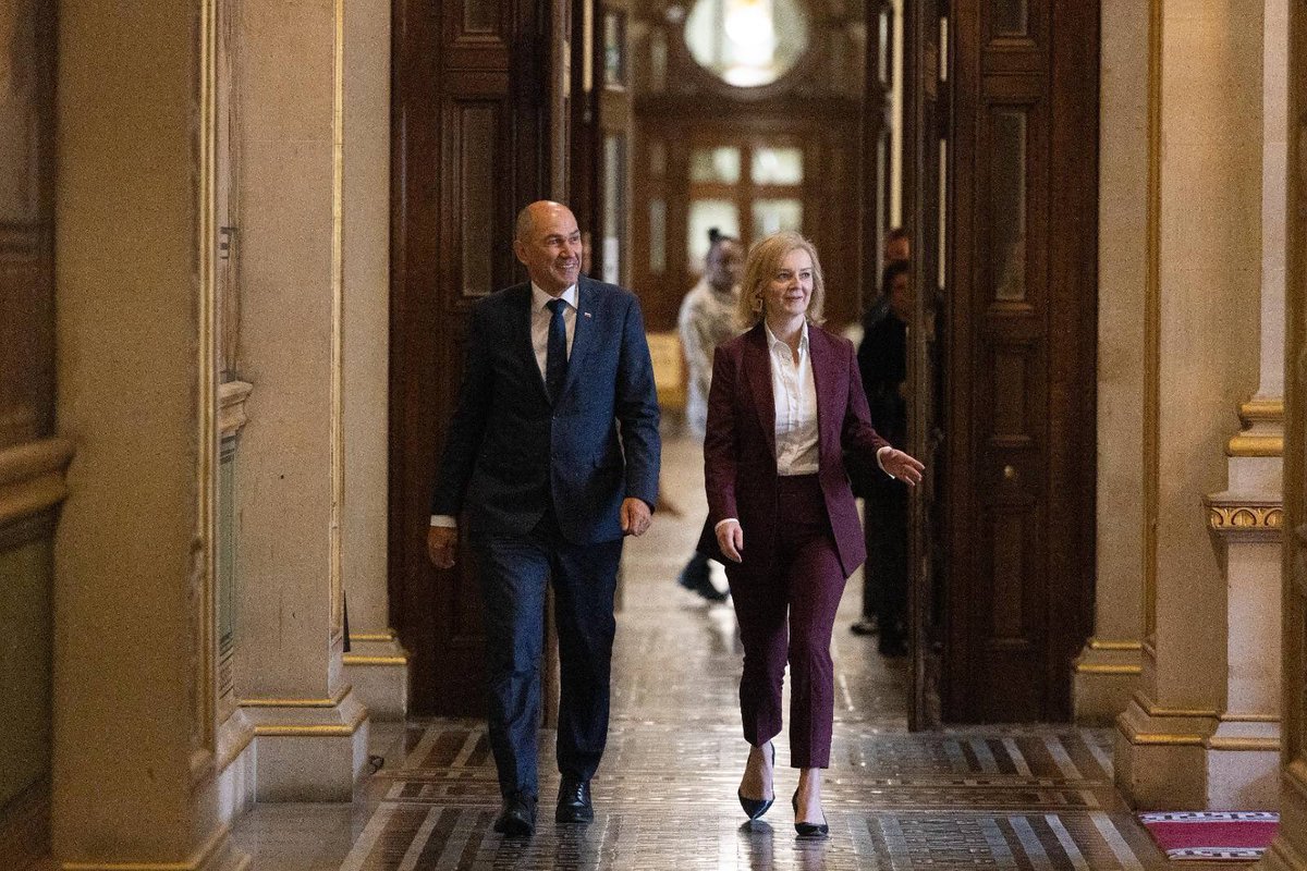 Mojca Škrinjar on Twitter: "RT @JJansaSDS: Congratulations to the new PM of the #UnitedKingdom ...