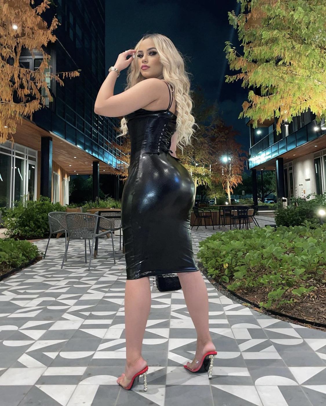 Girls In High Heels On Twitter 7v0nrc5fhu Twitter