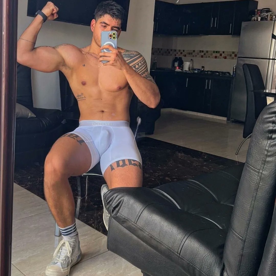 Morbo Bogotá on Twitter: "🔥 Contenido de OnlyFans: Camilo Rojas 🔥 Mucho más en🔞 https://linkr ...