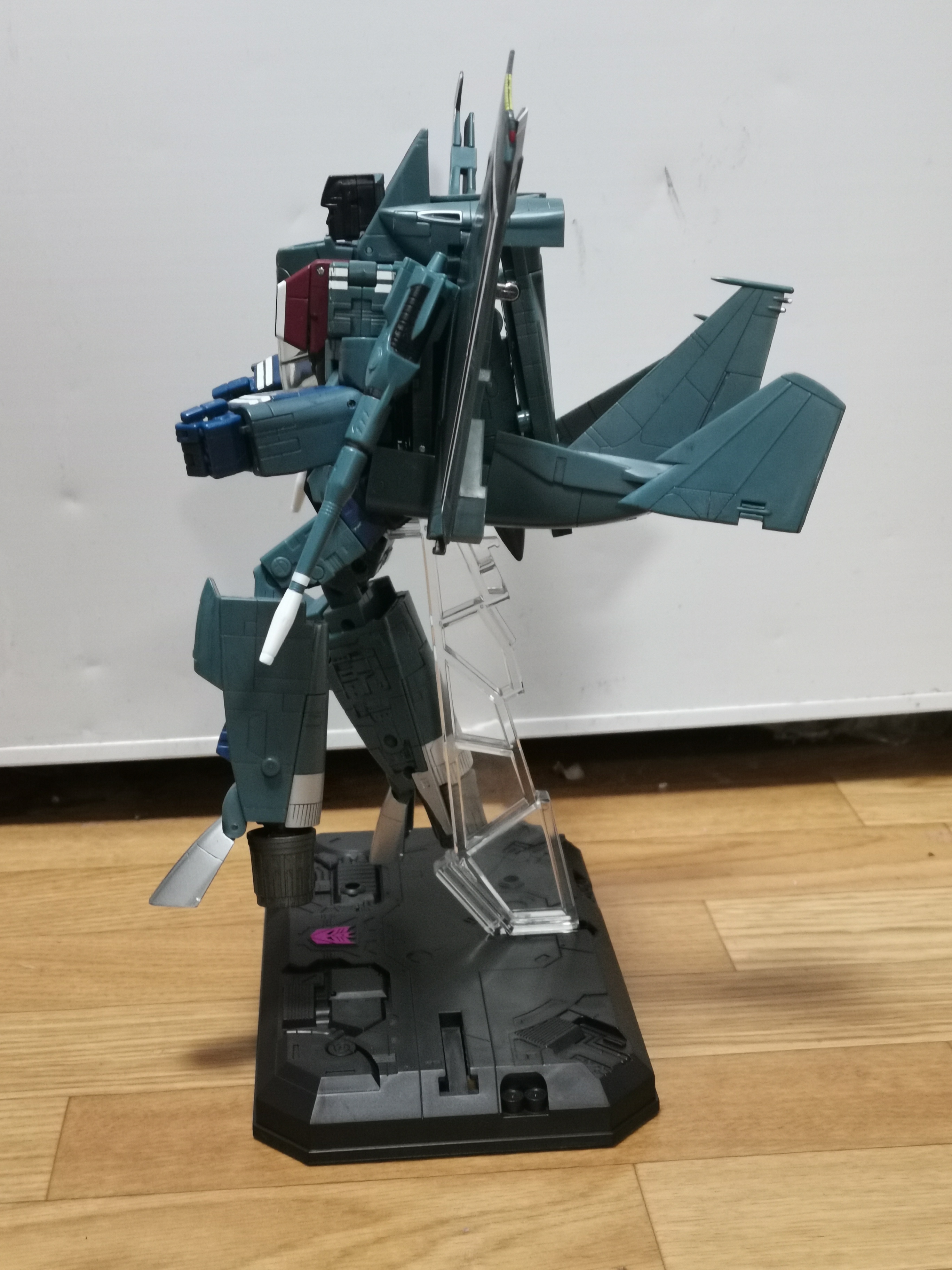 tf-tf@トランスフォーマー大好き on Twitter: "「今後もぜひ「TF」のデザイン監修には関わらせていただきたく思います」と語っていた河森監督、残念ながらMP-3が不評だったためか ...