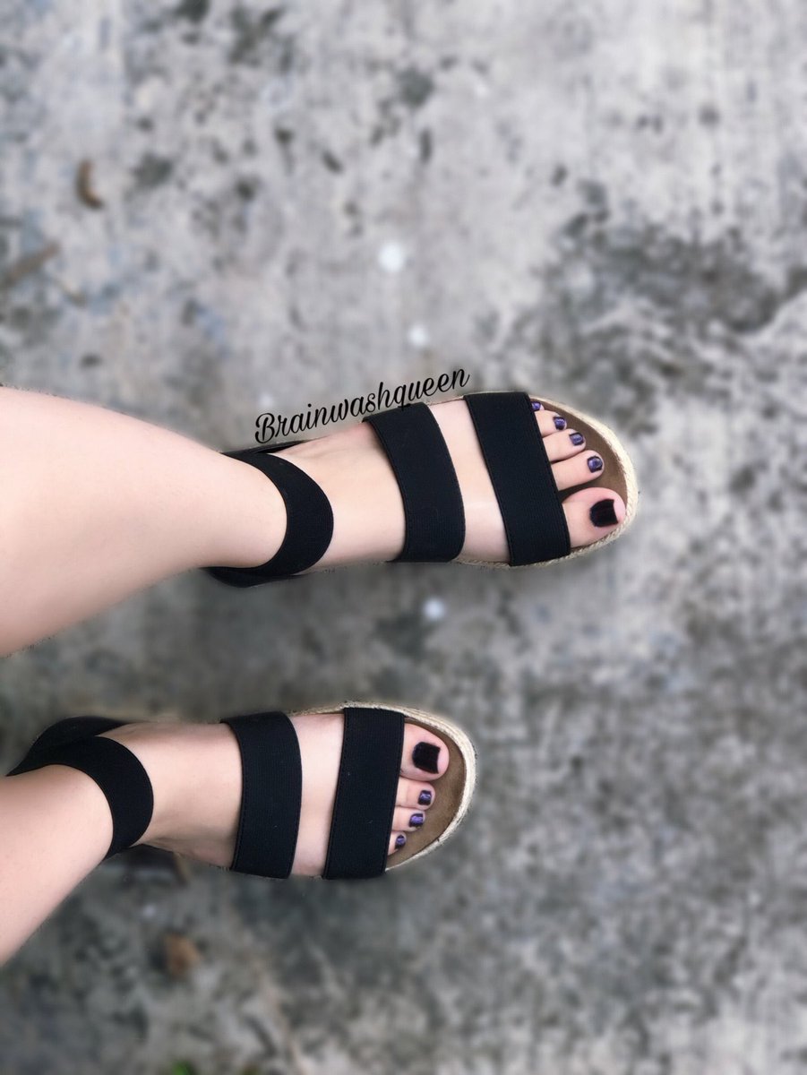 𝗔𝗱𝘂𝗹𝘁𝘀_𝗥𝗧🌹 ️🌹 on Twitter: "RT @a_serving_maid: A little bit crazy but I love her a true icon of ...