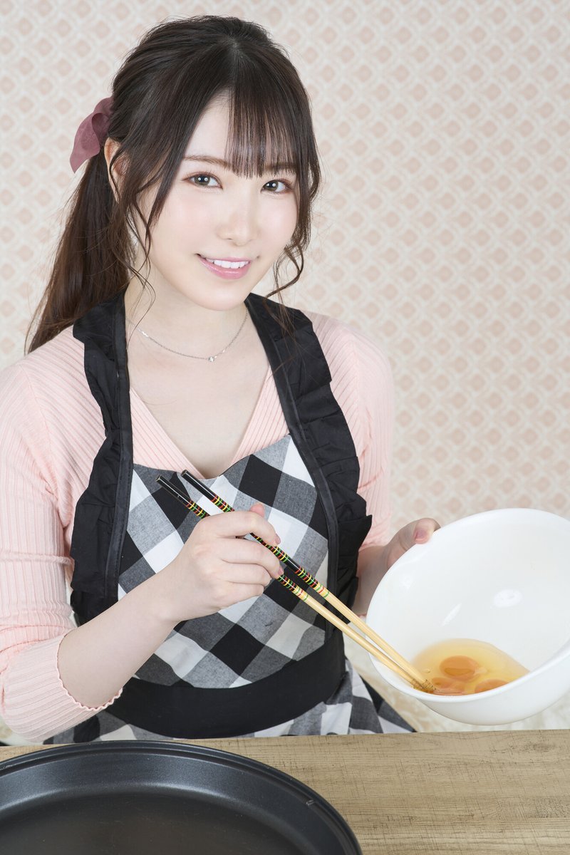 エスワン【公式】 On Twitter S1企画 食べ写 🍴 専属女優さんを呼んで好きな物を美味しく食べてもらいました! 第6回目のゲスト 香水じゅん ちゃんの食にまつわるエピソードが