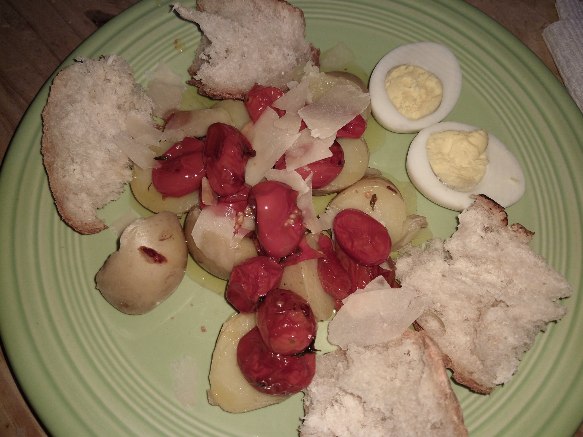 Wen in Doubt 🌞 on Twitter: "Confit tomatoes over boiled potatoes. Hot potato salad? Anyway ...