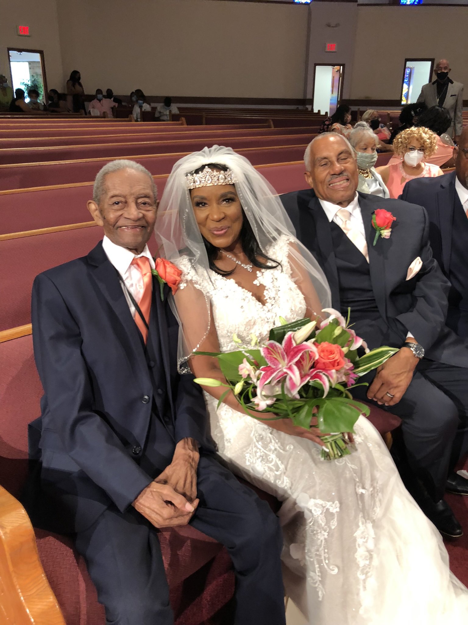 Ben And Angela Wedding A Huntersville Wedding At The Rafters At