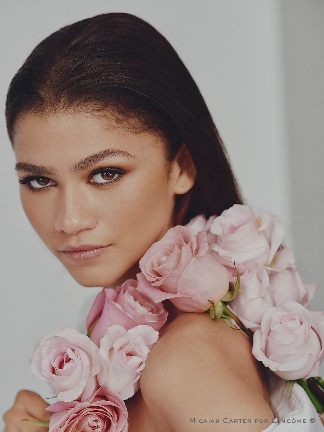 Zendaya Updates on Twitter: Zendaya Updates on Twitter: