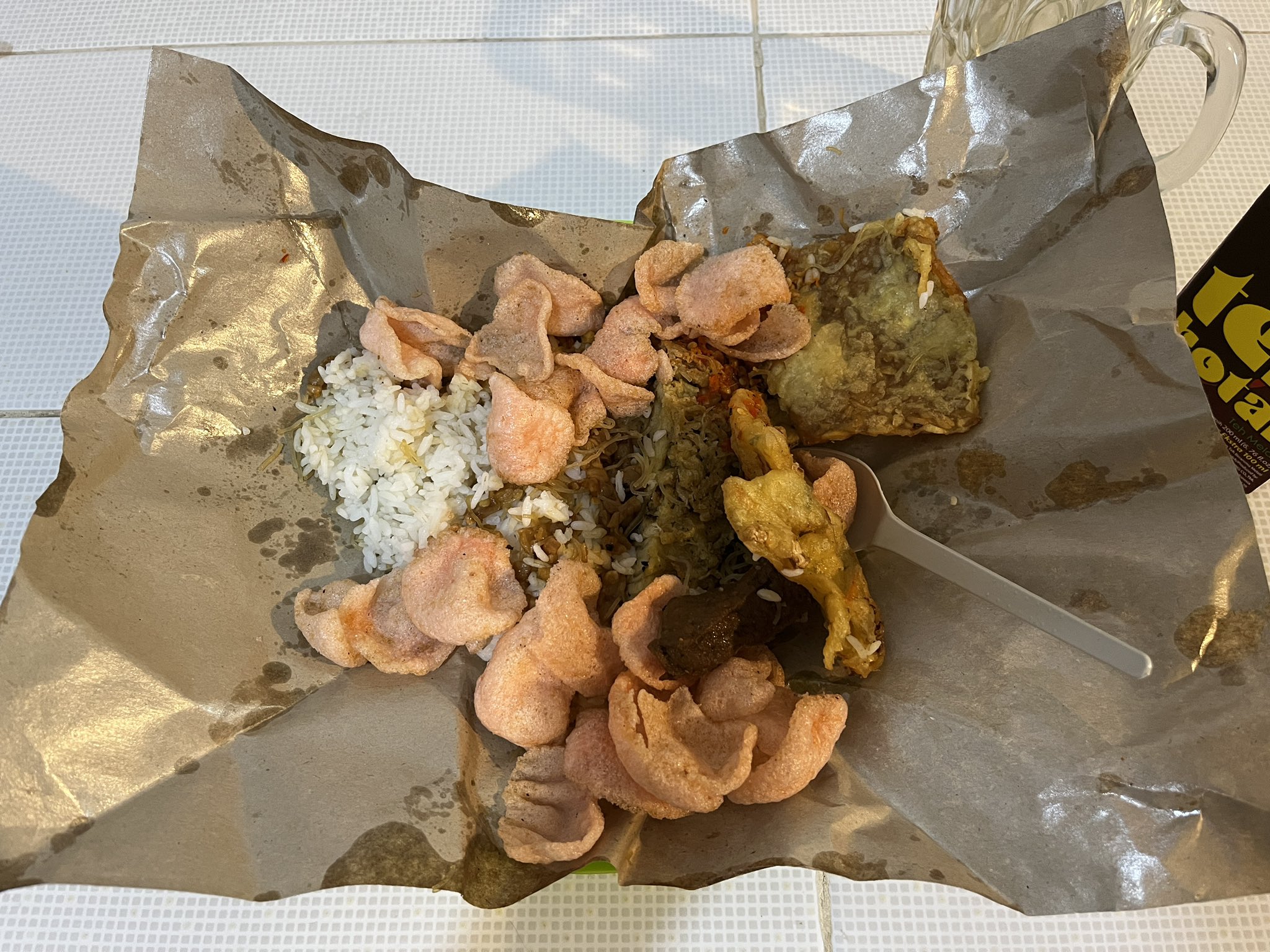 tnbee on Twitter: "my staple breakfast https://t.co/4PUOYpn5iY" / Twitter