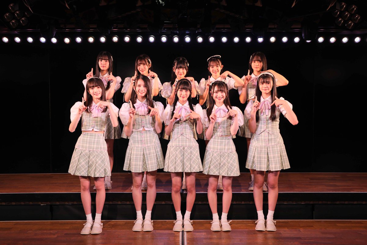 💙💛アイドル取材班＠朝日新聞💙💛 on Twitter: "#AKB48 17期研究生の劇場お披露目「ただいま恋愛中」が幕開け。初日のきのうは（敬称略） #佐藤綺星、#橋本恵理子、#畠山希美 ...