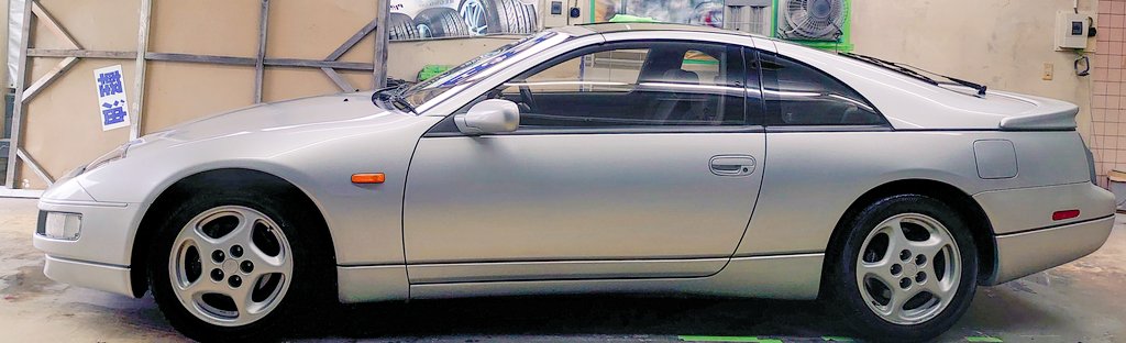 錆汁男優 on Twitter: "フェアレディZ、やはり青春時代に登場したZ32が好き。 ピュアスポーツじゃないけど、平ぺったくて伸びやかなラインはスポーツカーそのもの。 その後マツダのFD ...