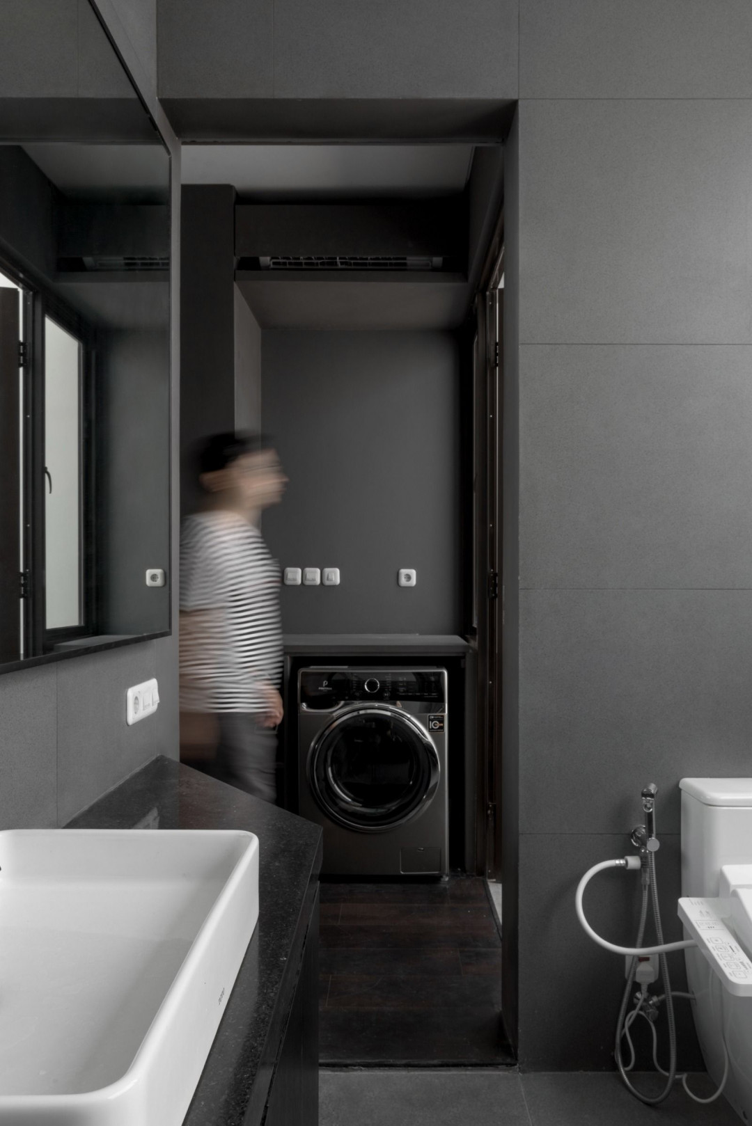 Archify on Twitter: "TA House by W+W Design Studio https://t.co/6IvNHU6VG7 Warna monokrom di ...