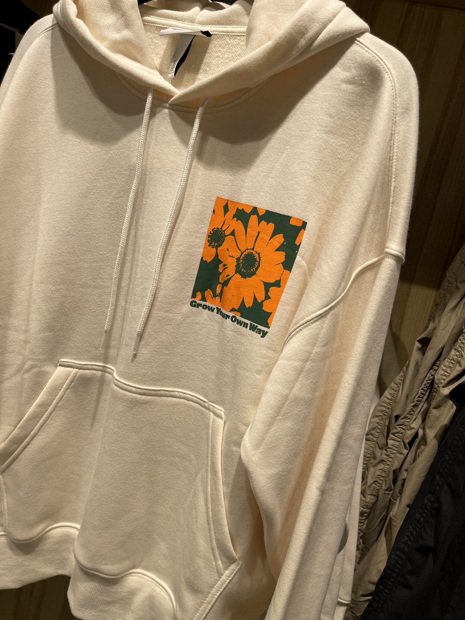 𝐞𝐫𝐢𝐦 🪐 on Twitter: "SO WHAT IN THE FCKING FCK I FOUND HERE https://t.co/6KvEwTGRor" / Twitter