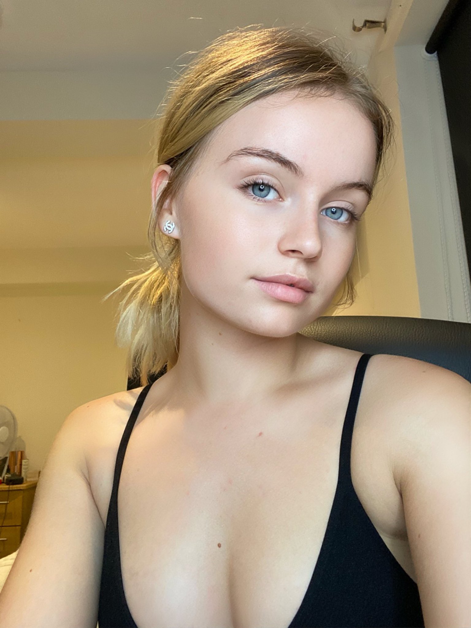 💕💸GODDESS BRITNEY💸💕 (£1390/£1000) on Twitter: "i don’t chase, i attract. findom sub rtgame slave ...