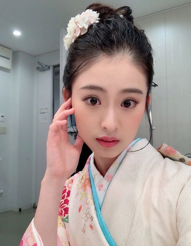 さすが京美人！井本彩花、はんなり着物姿に「めちゃくちゃ綺麗！」「べっぴんさん！」の声 https://t.co/x9FmZ7OsbI #エンタメ #べっぴんさん #めちゃくちゃ綺麗 #井本彩花 ...
