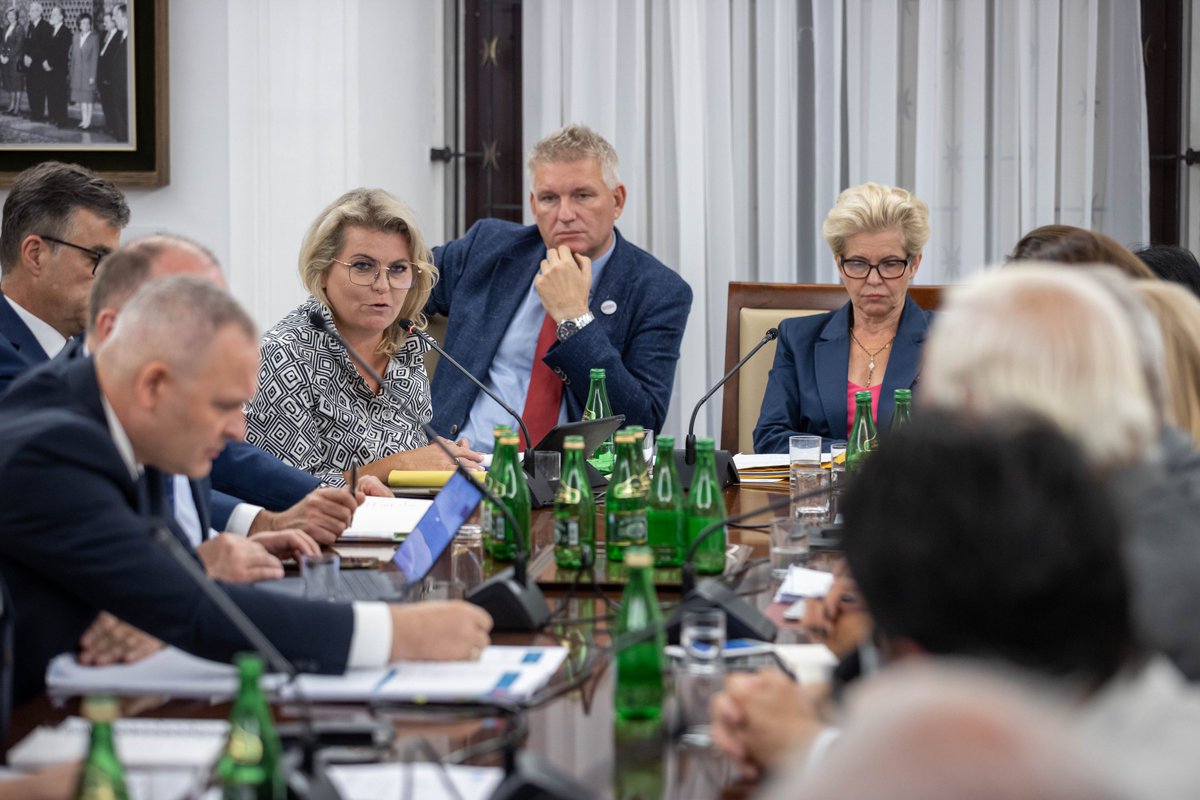 Senat RP 🇵🇱 on Twitter: Senat RP 🇵🇱 on Twitter: