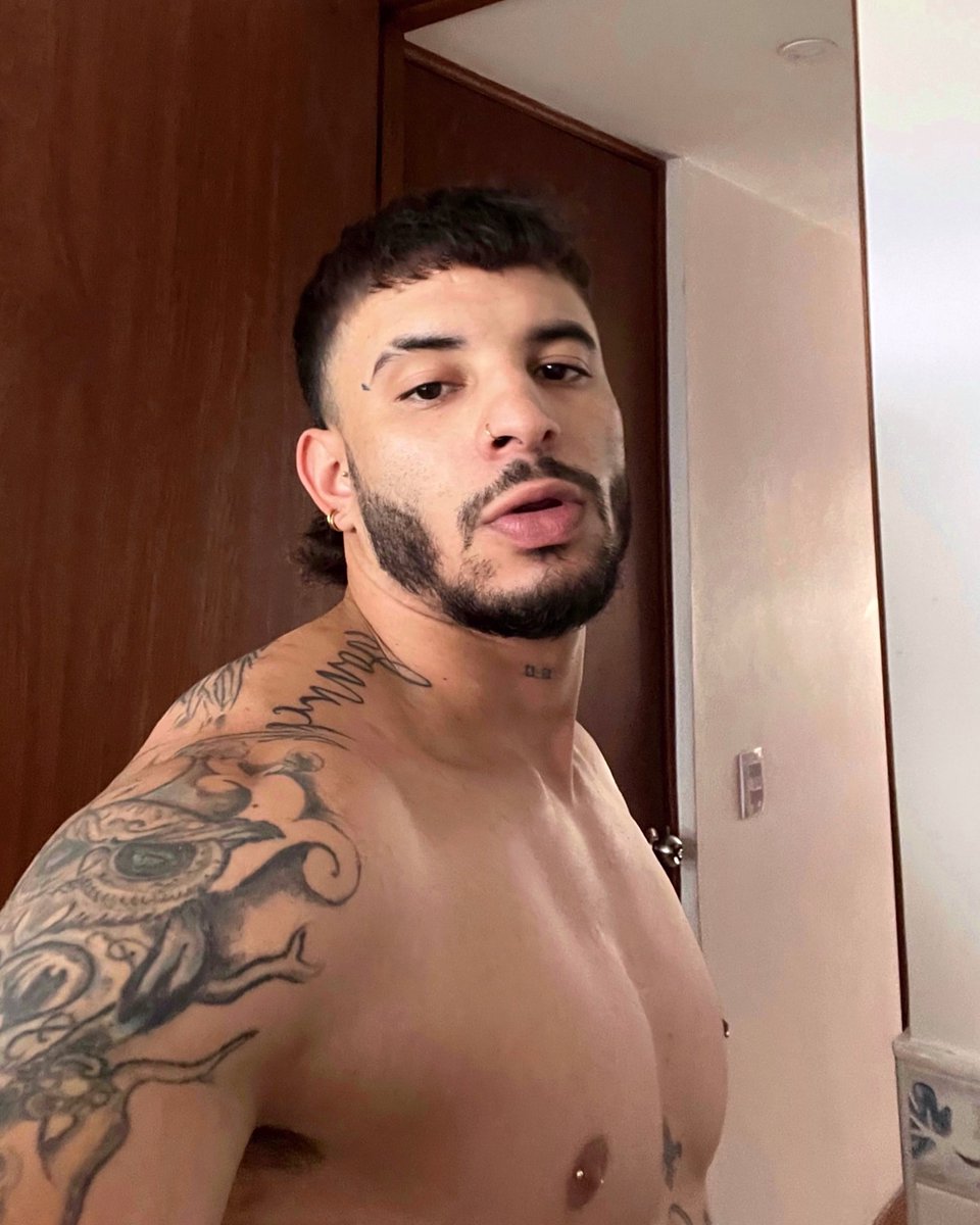 Esteban Ramirez on Twitter: "Si tú eres el infierno. Yo soy Lucifer 😼"