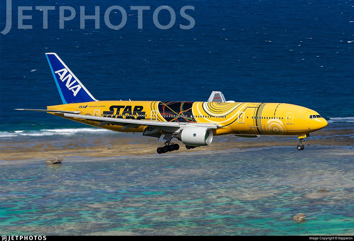 JetPhotos on Twitter: "ANA’s C-3PO livery 777 landing in Ishigaki. https://jetphotos.com/photo ...