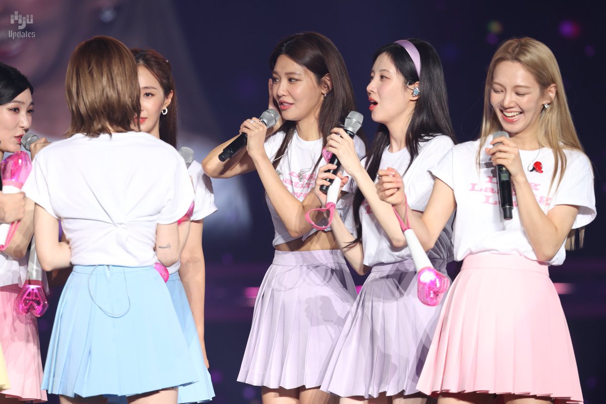 HYU 🕷 DEEP on Twitter: "[220903] 2022 Girls' Generation Special Event: Long Lasting Love Hyoyeon ...