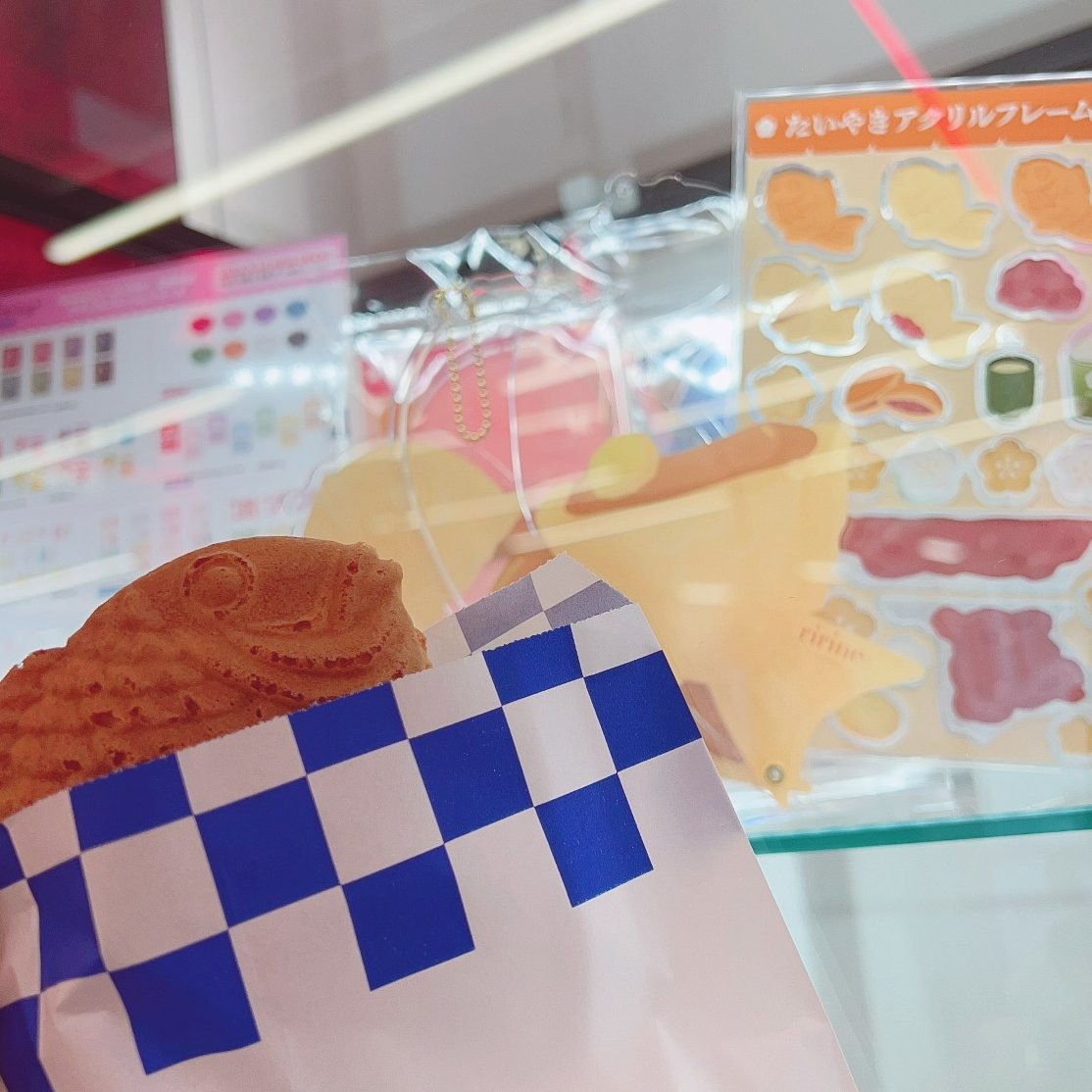 GiGO 池袋3号館7F『fanfancy+ in GiGO』 on Twitter: "🌟🐟イチオシ商品紹介🐟🌟 【たいやきアクリルフレーム 全8種】 推しをたい焼きの中身に...⁉️💭 ...