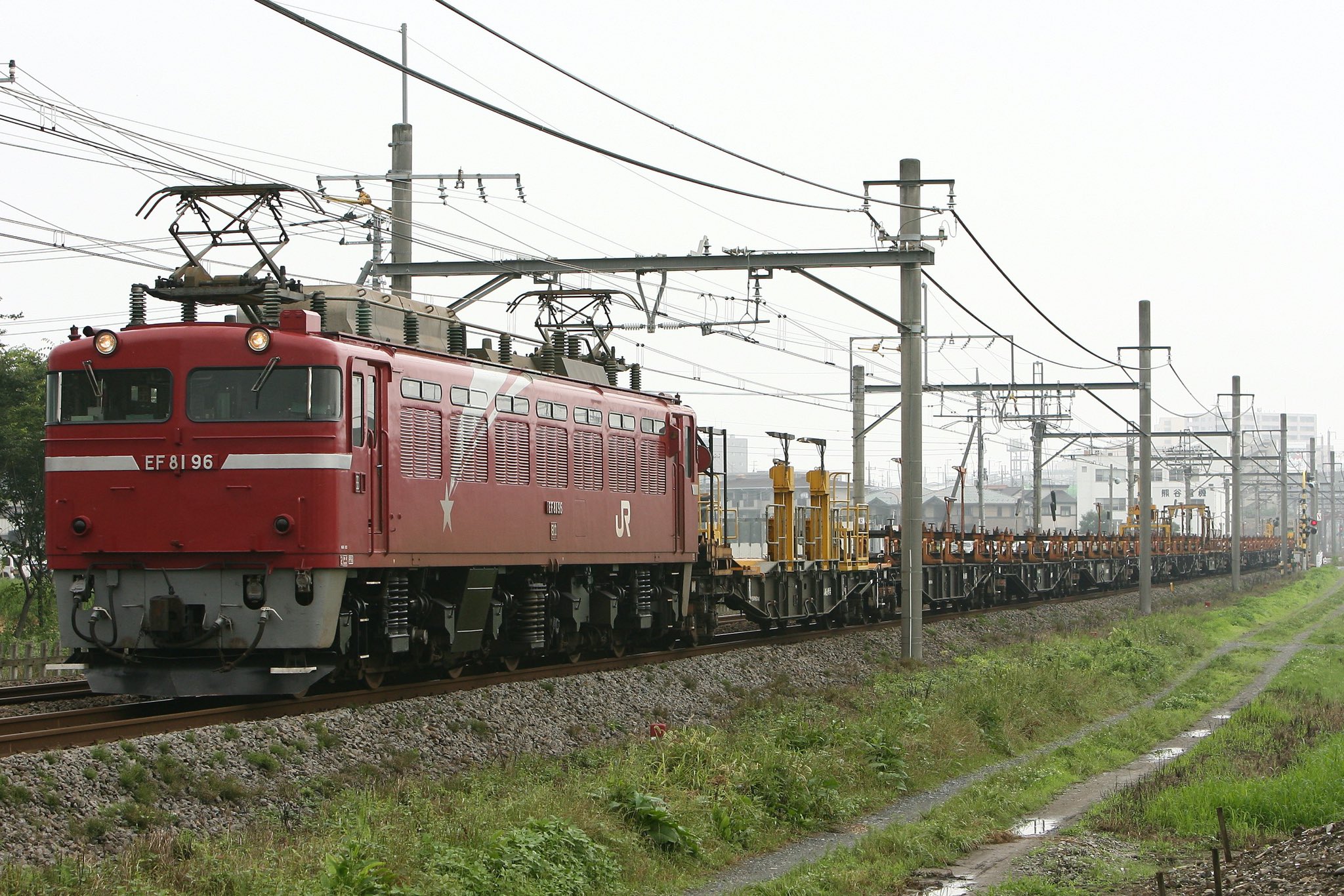 tetsukichi@Paris on Twitter: "EF81-96 ロンチキ この釜がくると、多くのテツは、釜番があと一つずれたら良いのに、と思ったはず⁈ #96の日 #96号機の日 ...