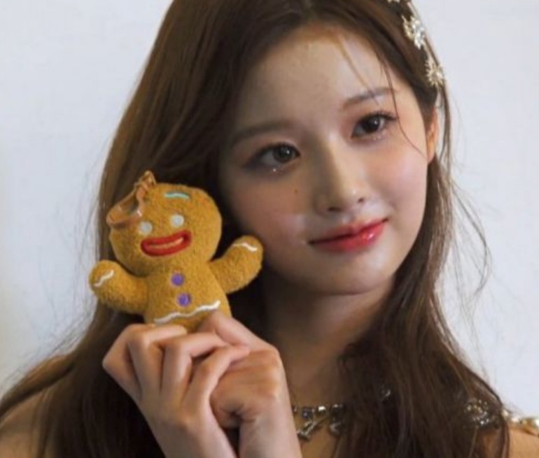 인스티즈(instiz) on Twitter: "차은우의 미모학살에서 살아남은 걸그룹멤버들 (링크에 더있어요👉) https://instiz.net/pt/7216305"