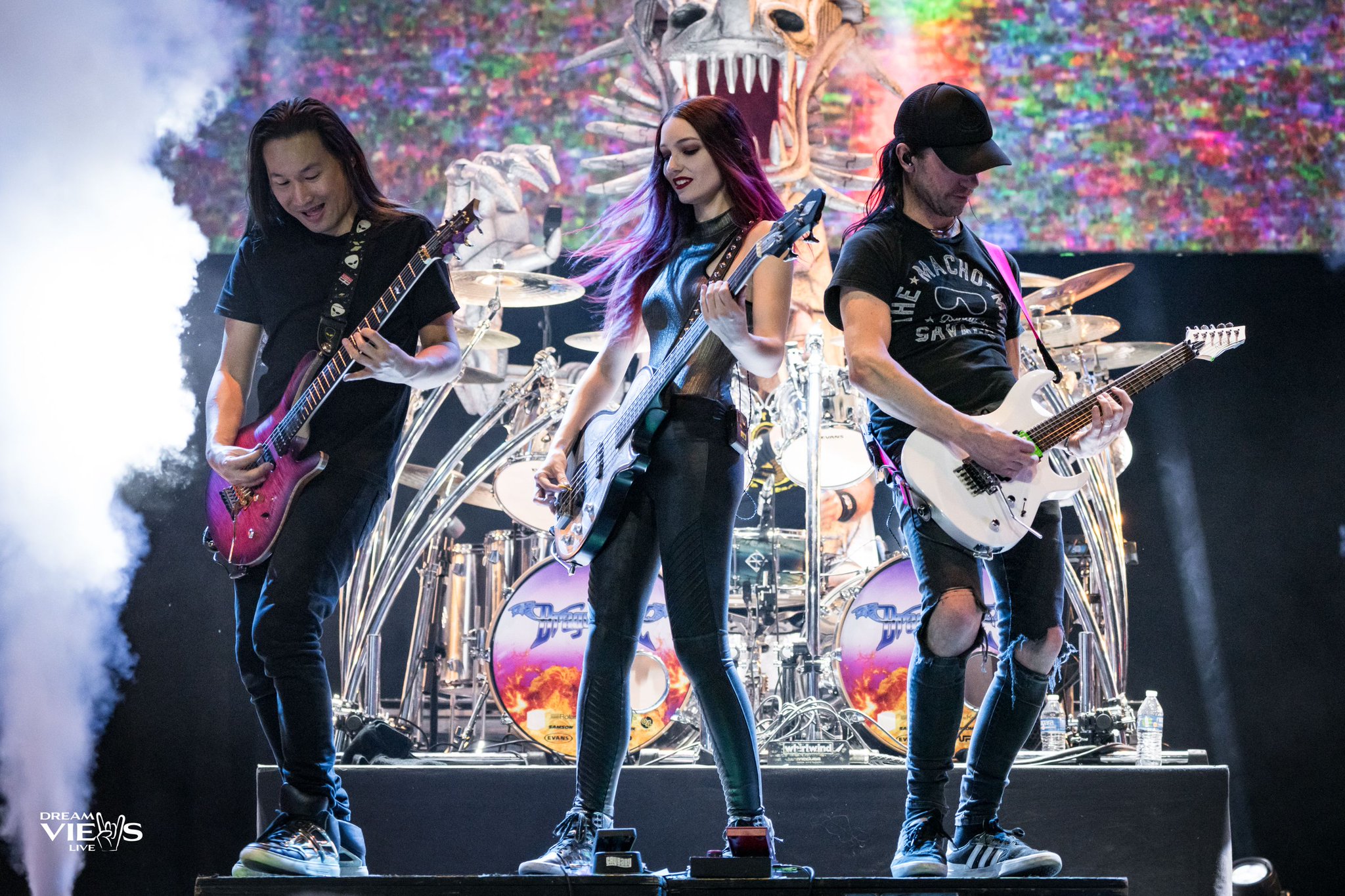 DragonForce on Twitter: "Throwback to Las Vegas! 🎸🎸 🎸 📸 : Dale Marek https://t.co/ZIcyqbZNS1 ...