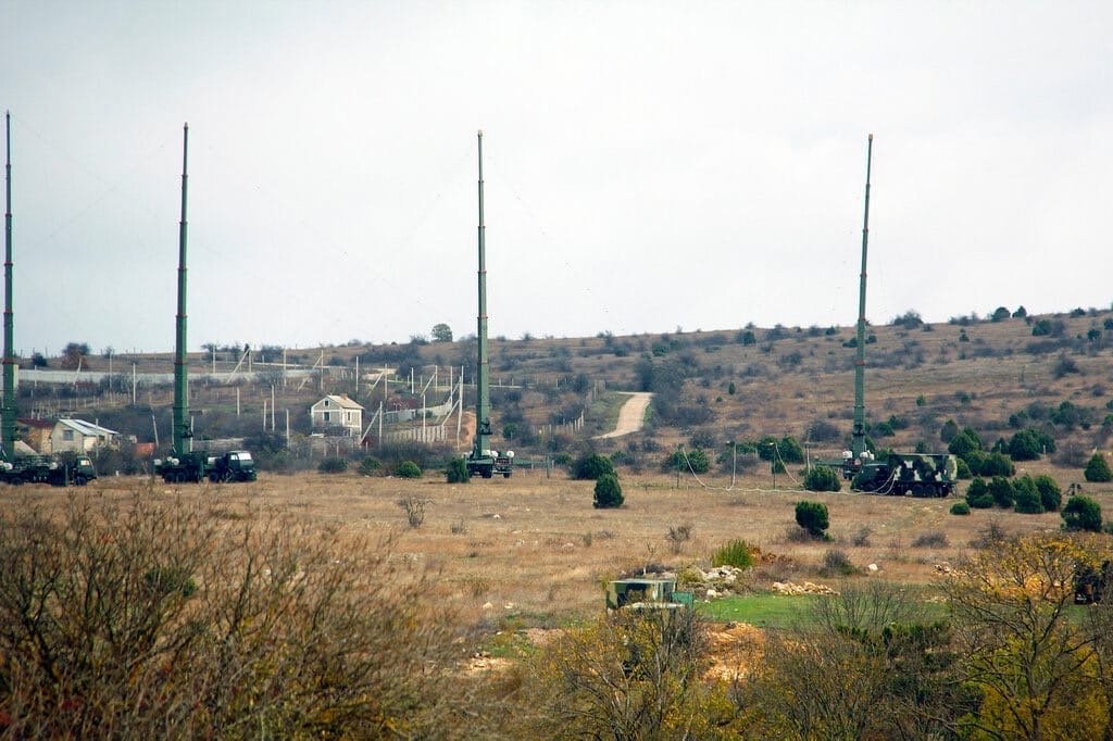 Rob Lee on Twitter: "Murmansk-BN EW system."