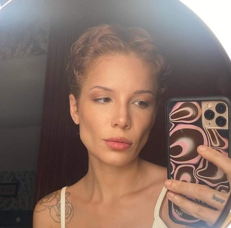 ⚔️ 🆅⚔️ On Twitter Ladies And Gentlemen Handsome Halsey