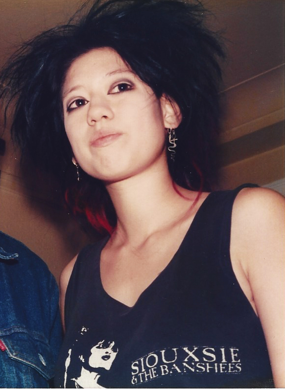 Miki Berenyi on Twitter: "Been doing interviews about the book (which is a bit about Lush but ...