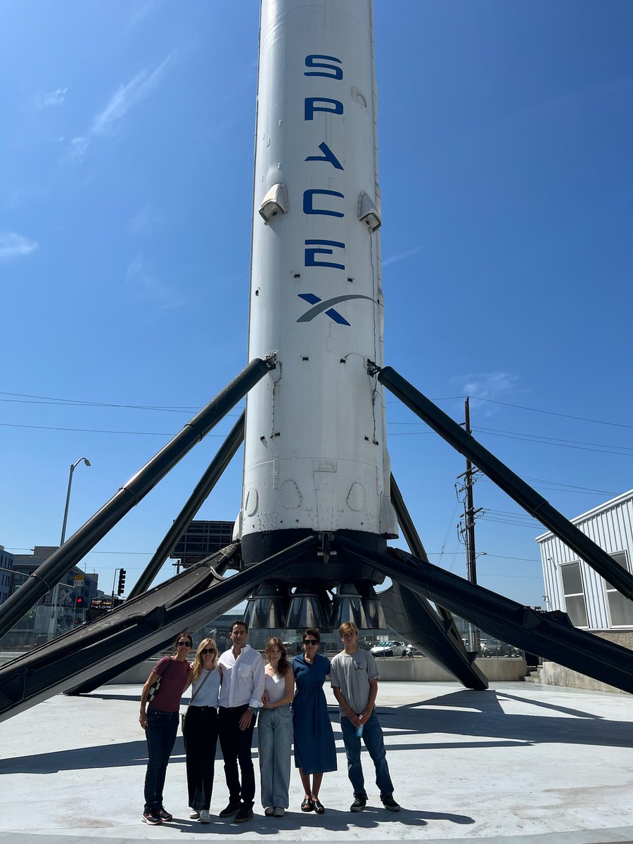 Jessica Meir on Twitter: "Spent a few days in sunny California working with our joint @NASA ...