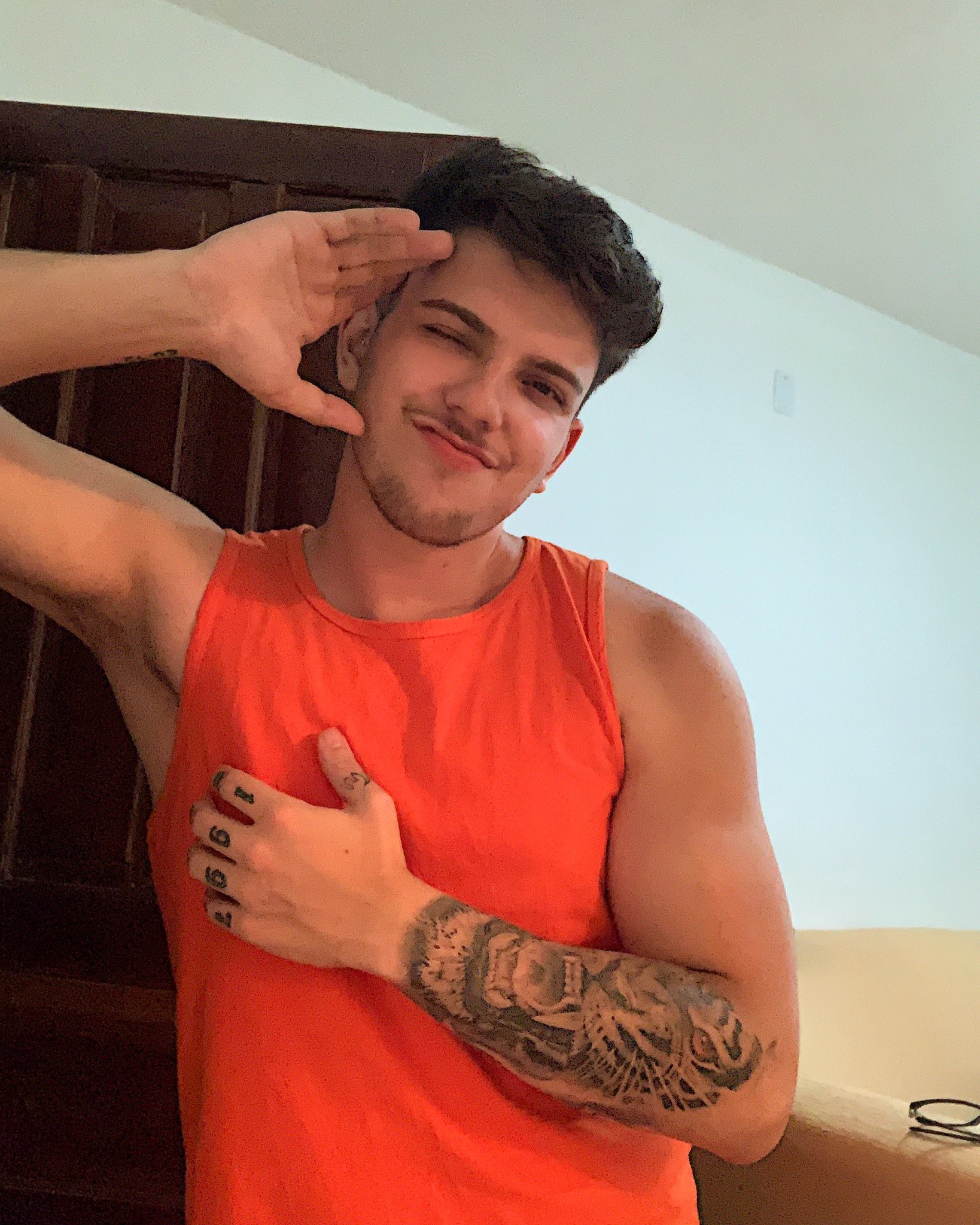 Milton R. Passos on Twitter: "🥵 https://t.co/SQjonld7kg" / Twitter