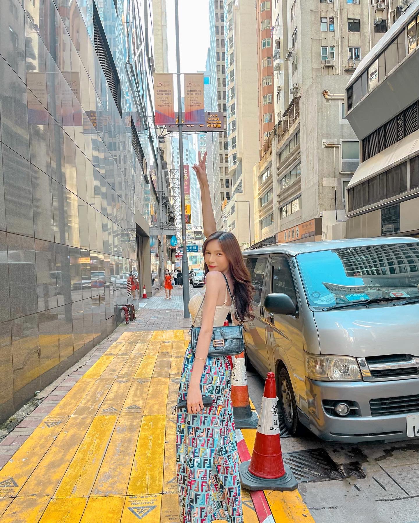 Natcha on Twitter: "Hello Hong Kong https://t.co/rHqK1Ql4jp" / Twitter