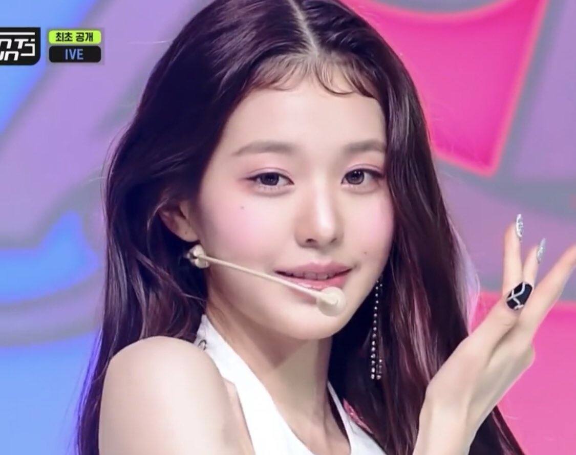 GIRLGROUP AREA on Twitter: "gg! minta link tutorial bikin tweety bang kayak jang wonyoung dong ...