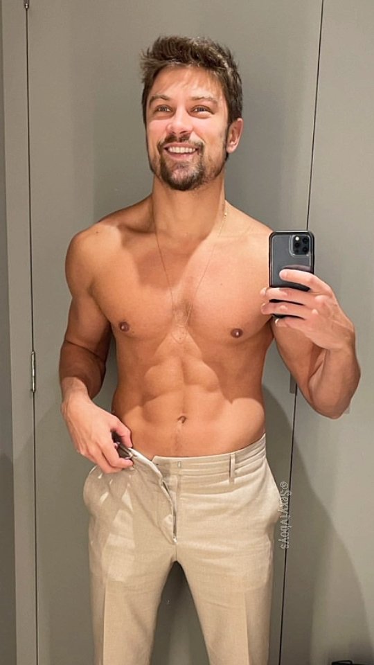 Mis Famosos Favoritos 🔥 on Twitter: "Raphael Sander"