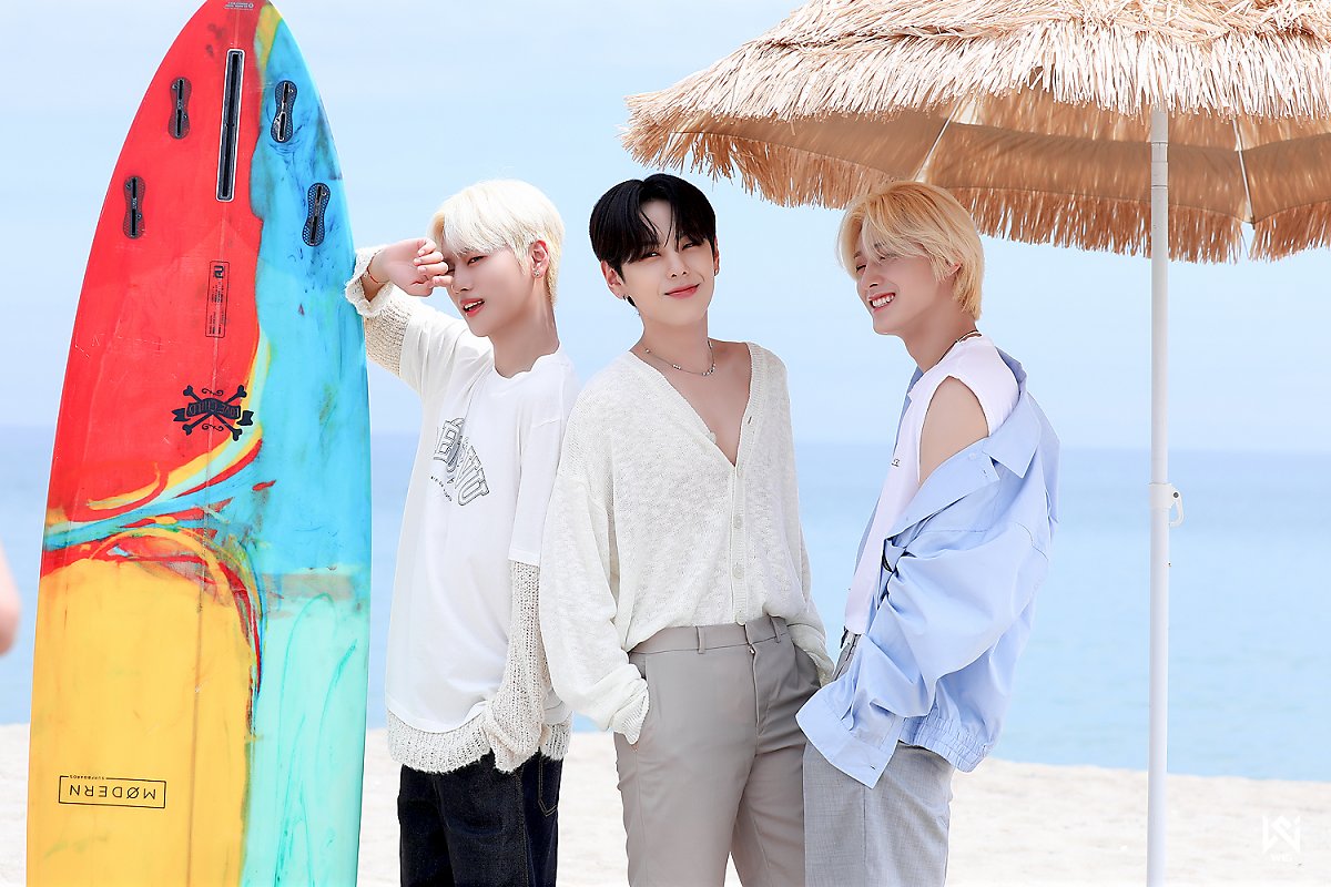 SEOKHWA THAILAND🌟 on Twitter: "[POST] ไปดื่มโมฮิโตที่มัลดีฟส์กับ WEi สักแก้วไหม? (4) https://t ...