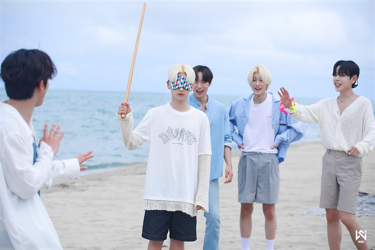 SEOKHWA THAILAND🌟 on Twitter: "[POST] ไปดื่มโมฮิโตที่มัลดีฟส์กับ WEi สักแก้วไหม? (7) https://t ...