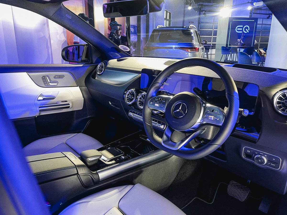 CarsInPixels on Twitter: "RT @khuleonwheels: Say hello to the new and all-electric Mercedes-Benz ...