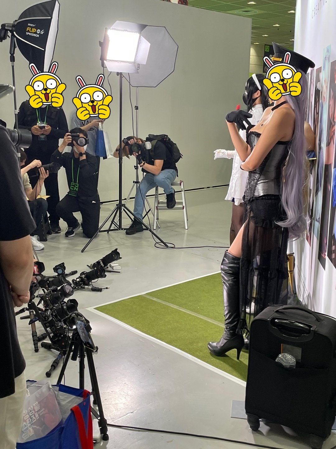 비야 BiYa on Twitter: "버스킹이랑 공연 했었을 때 늘 이렇게 찍으셨음 ^-^,,," / Twitter