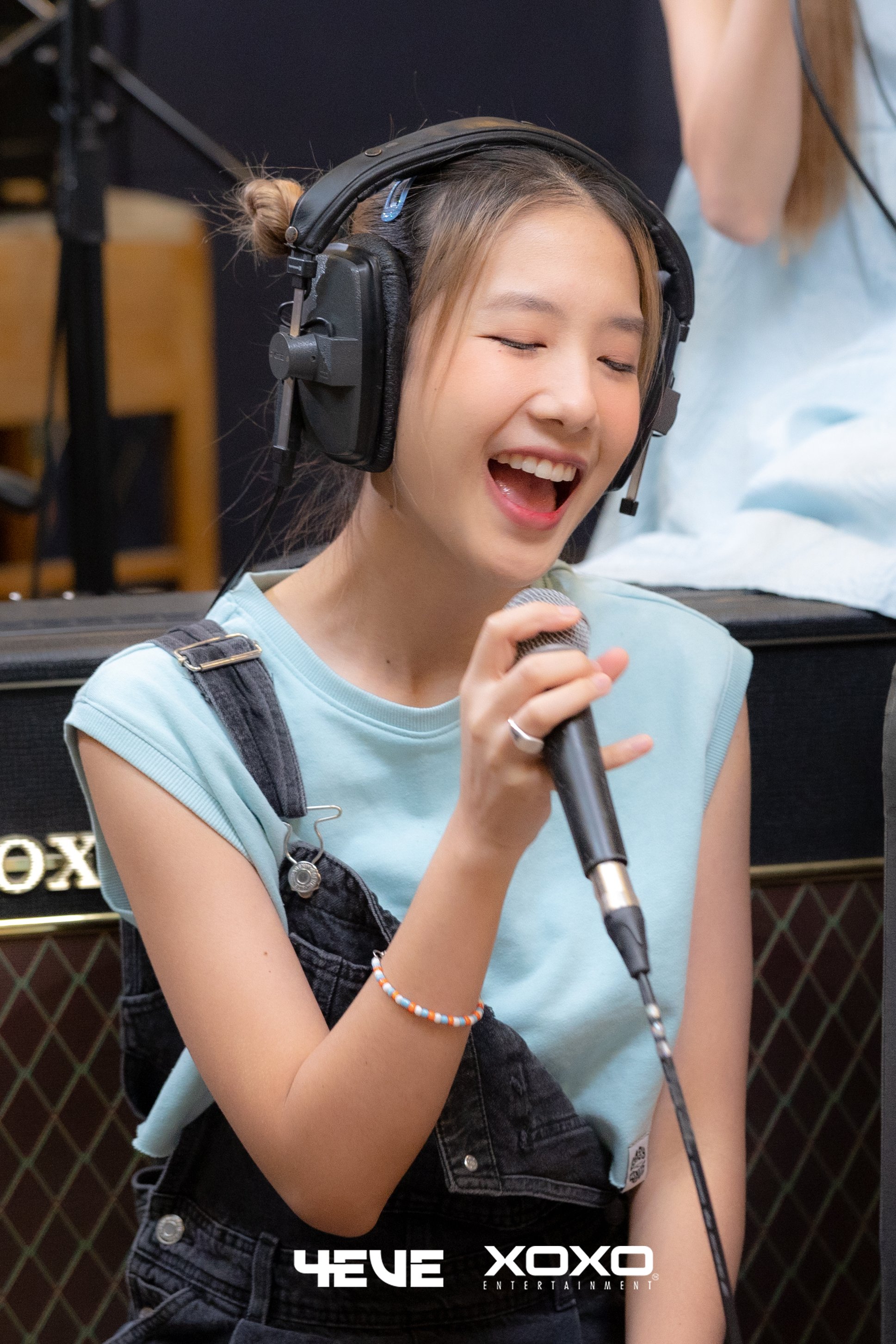 4EVE_Official on Twitter: "[ Photoset SINGING REHEARSAL ] 4EVE - สิ่งเล็กน้อย (Less Is More) ️ ...