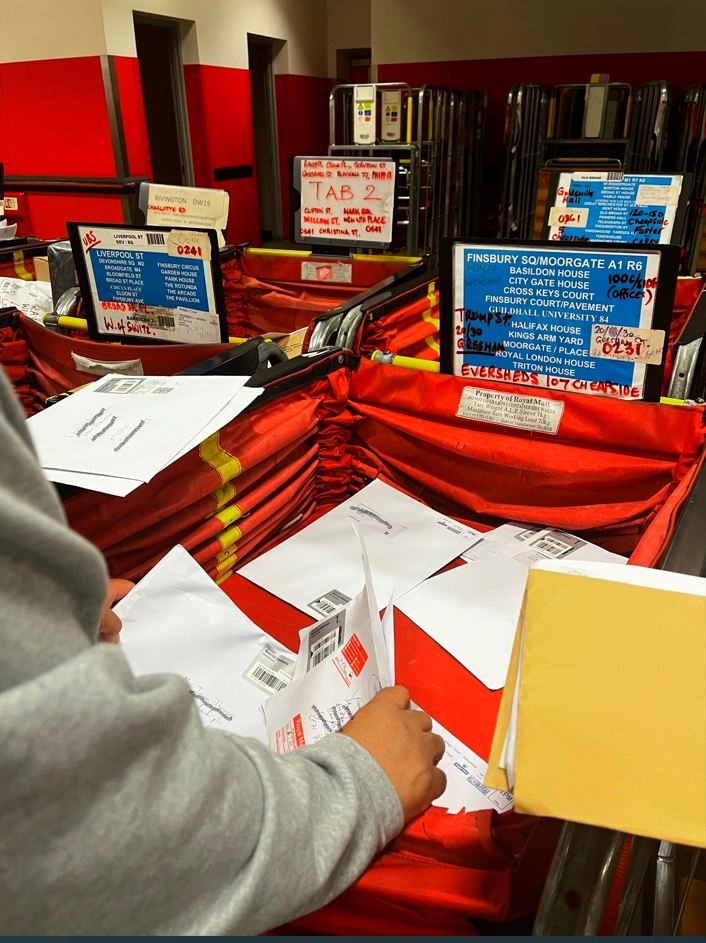 International Distributions Services