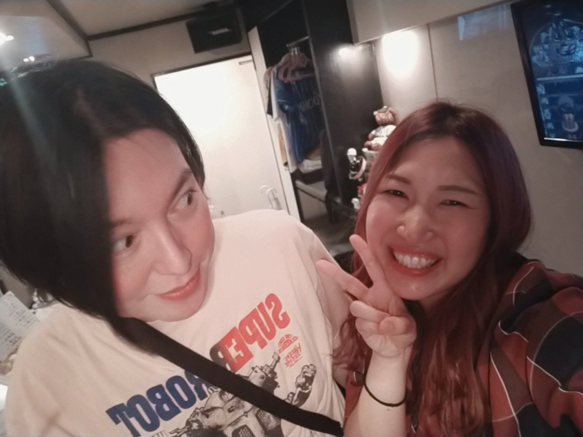 スナック＆バーえまり🌼 on Twitter: "味園ビル【デジタルカフェ】(@digi_cafe)を経営するデジタルケイタさん(@digi_k)にお越し頂きました！ママがえまりを始める前に ...