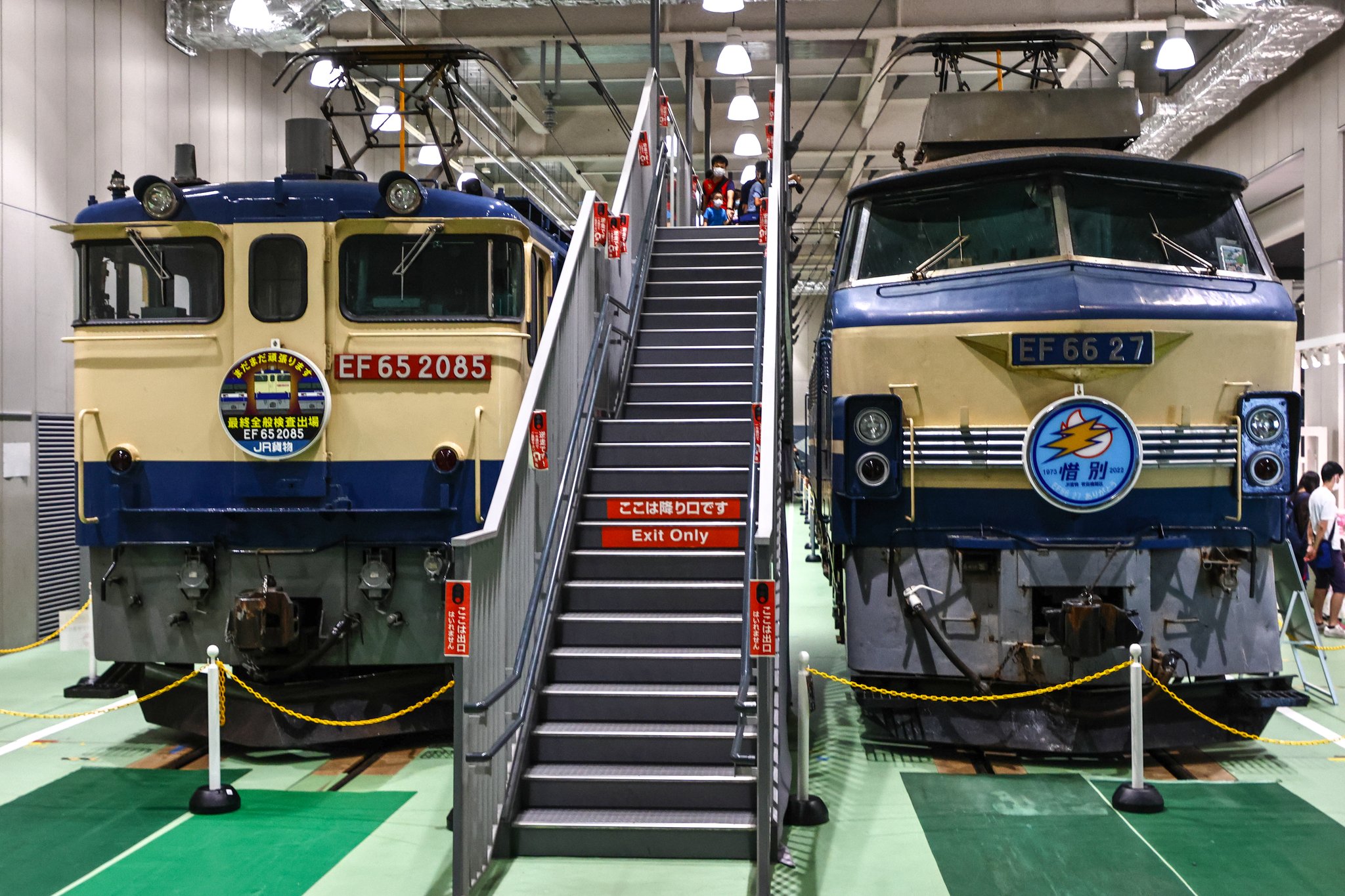 相模のいなほ on Twitter: "27号機の特別展示へ。「惜別」のHMが最後を物語る。 2022.8.26 EF66-27 EF65-2085 京都鉄道博物館 #EF6627 #ダニエル ...