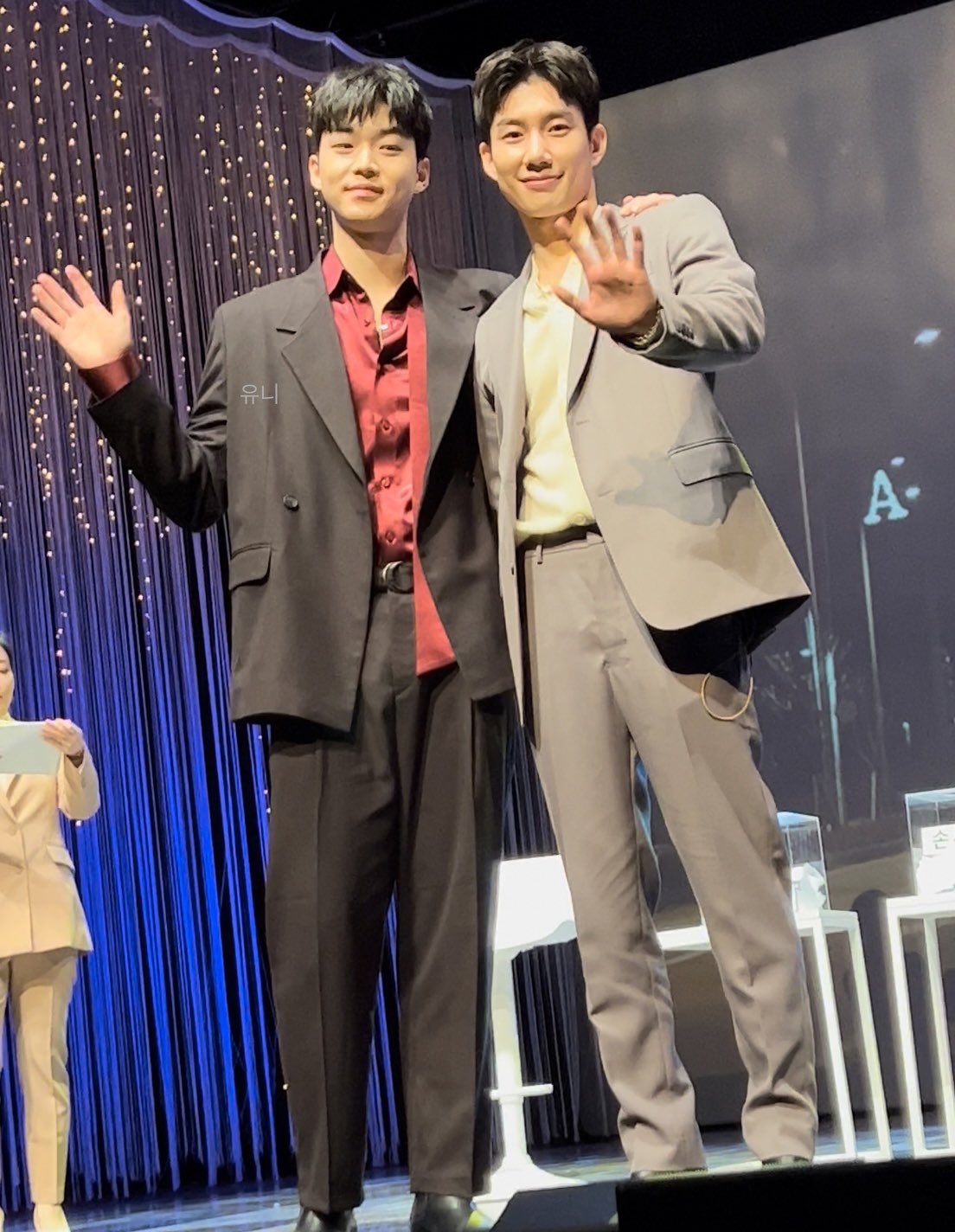 유니 On Twitter 인사할 때 저 본거에요☺️ 아님 Frcnafayrs Twitter
