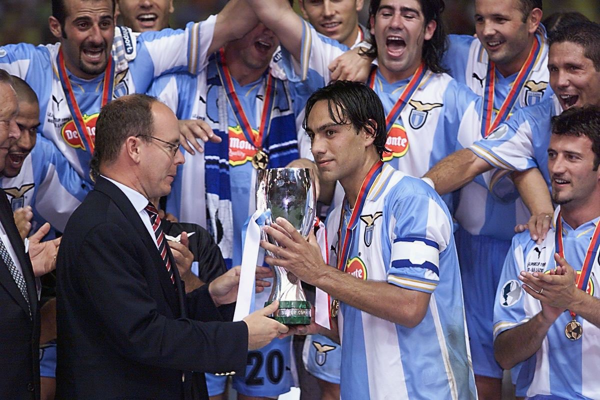 S.S.Lazio on Twitter: "📌 #onthisday 📆 1999 🏆 Dopo aver vinto gli 'Invincibili', alziamo al cielo ...