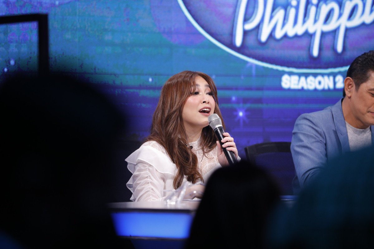 Idol Philippines on Twitter: "Ipinaubaya na ni Bryan Chong kay Idol Judge Moira dela Torre ang ...